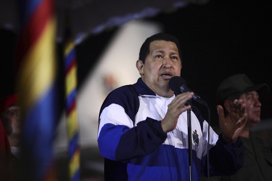 Chavez weer terug in Venezuela na reeks bestralingen in Cuba | Het Parool