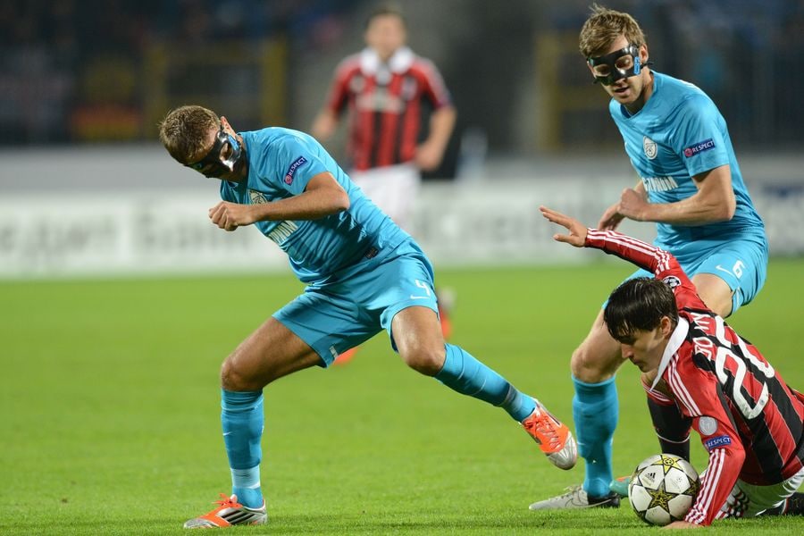 Emanuelson zet AC Milan op het juiste spoor tegen Zenit | Het Parool