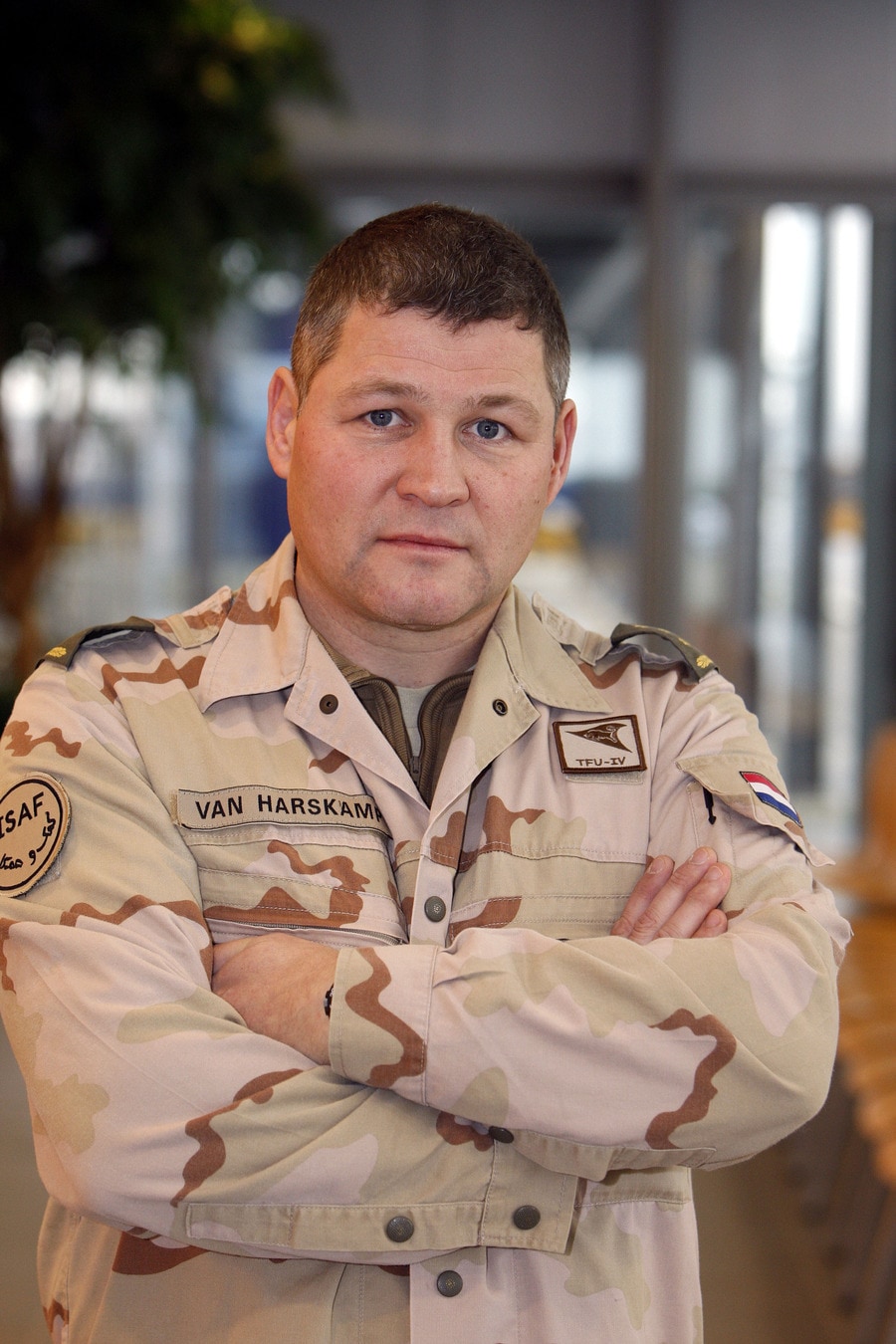 Afghanistan-kolonel wil baan terug | Het Parool