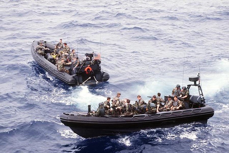 Amerikanische Navy Seals Navy SEALs, Joint Force Conclude Training