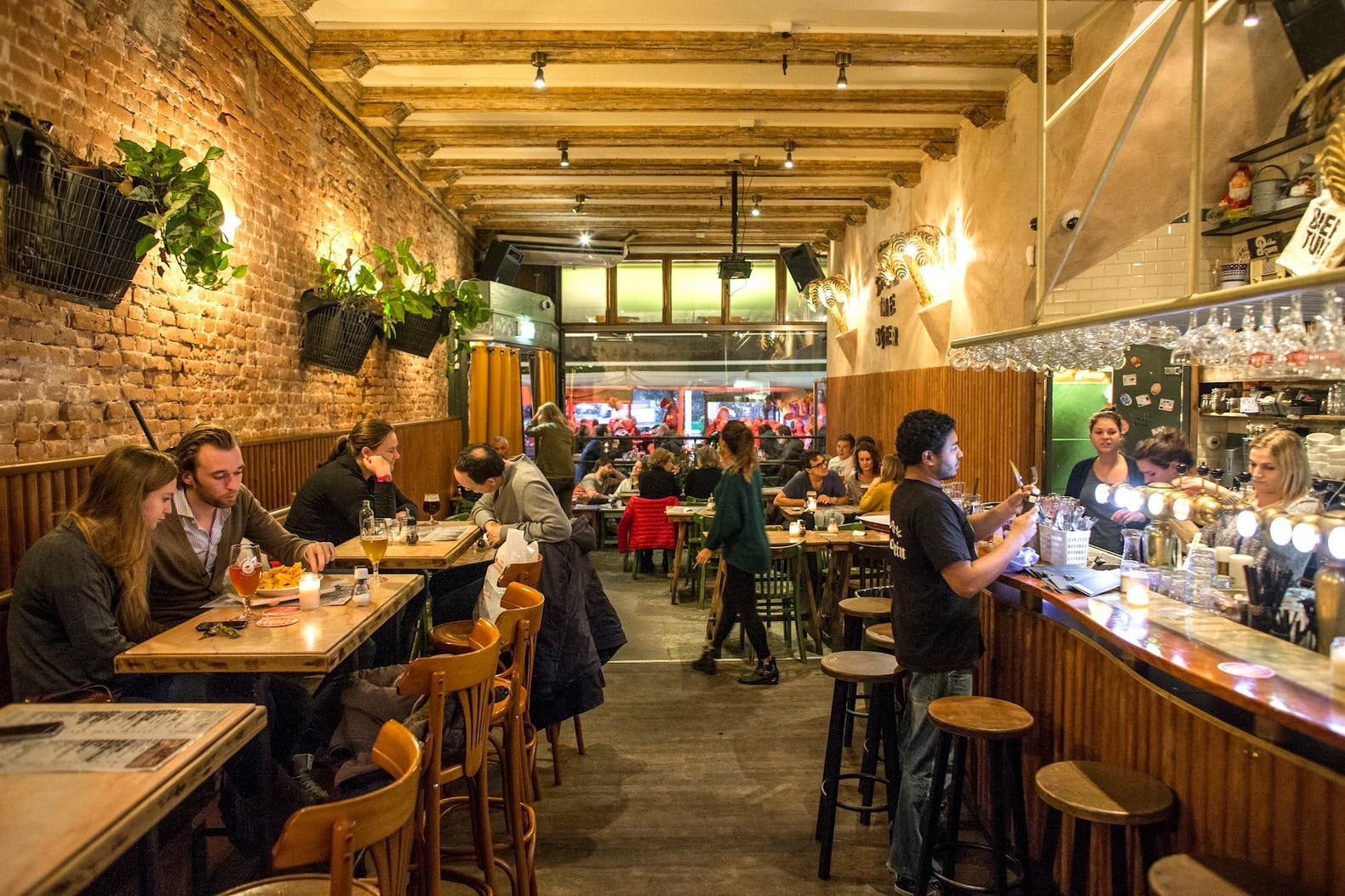 De beste spots in Amsterdam voor een alcoholvrije borrel | Het Parool