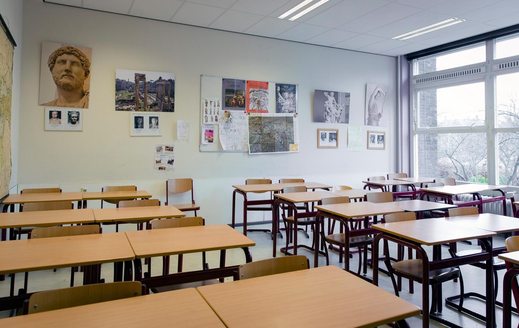 Zes Amsterdamse scholen uitgeroepen tot excellente school | Het Parool